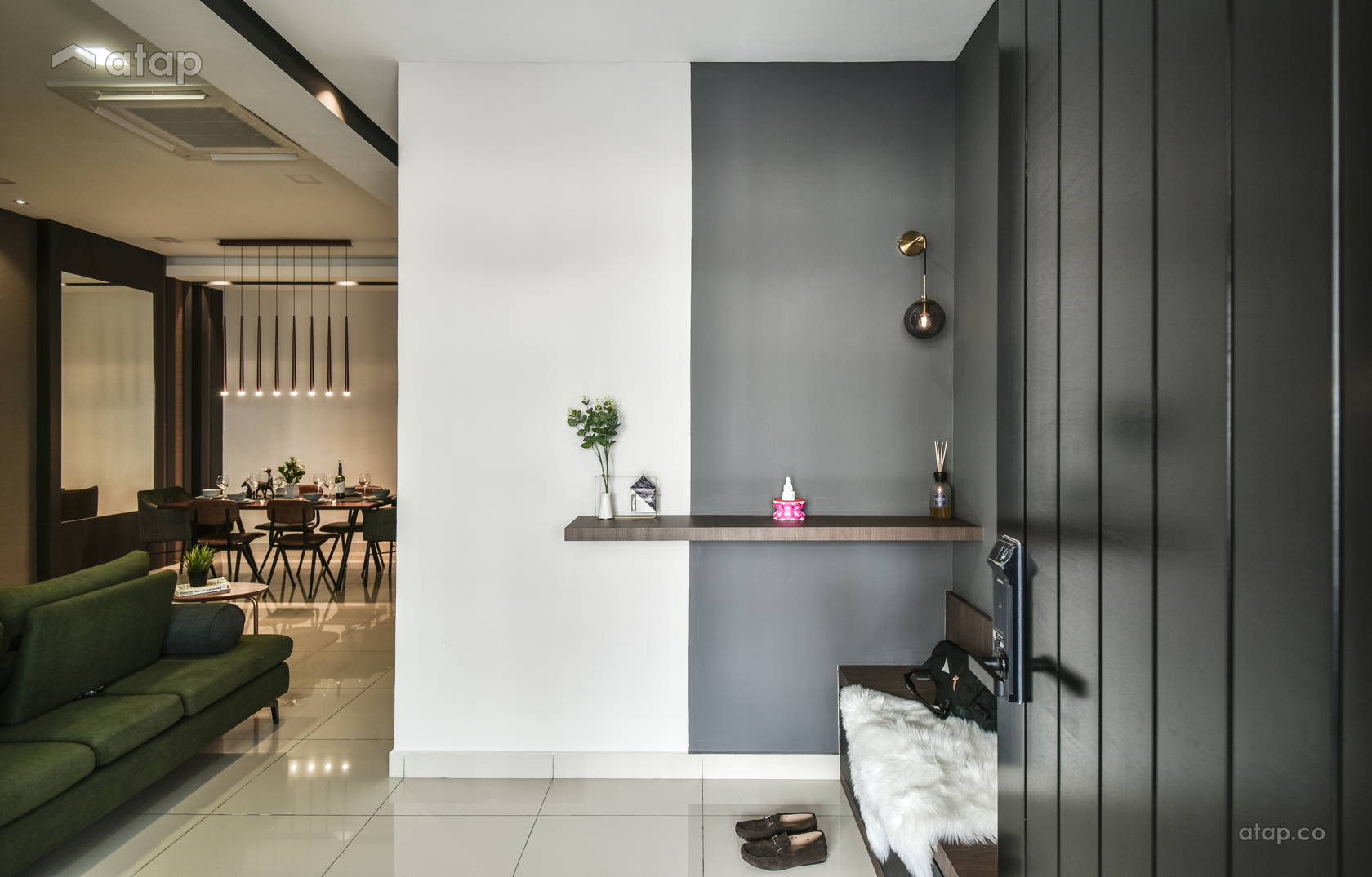 Asian Contemporary Foyer terrace design ideas & photos Malaysia | Atap.co