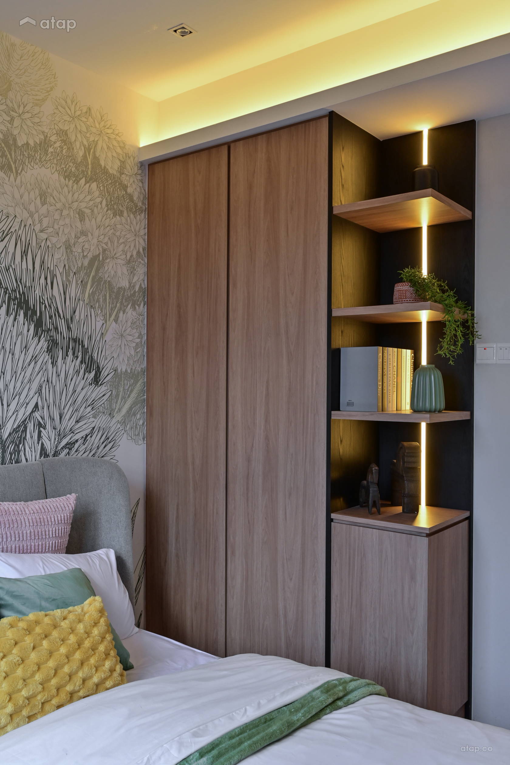 Contemporary Bedroom apartment design ideas & photos Malaysia | Atap.co