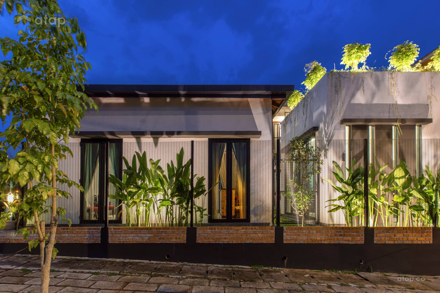 Modern Zen Exterior terrace design ideas & photos Malaysia | Atap.co