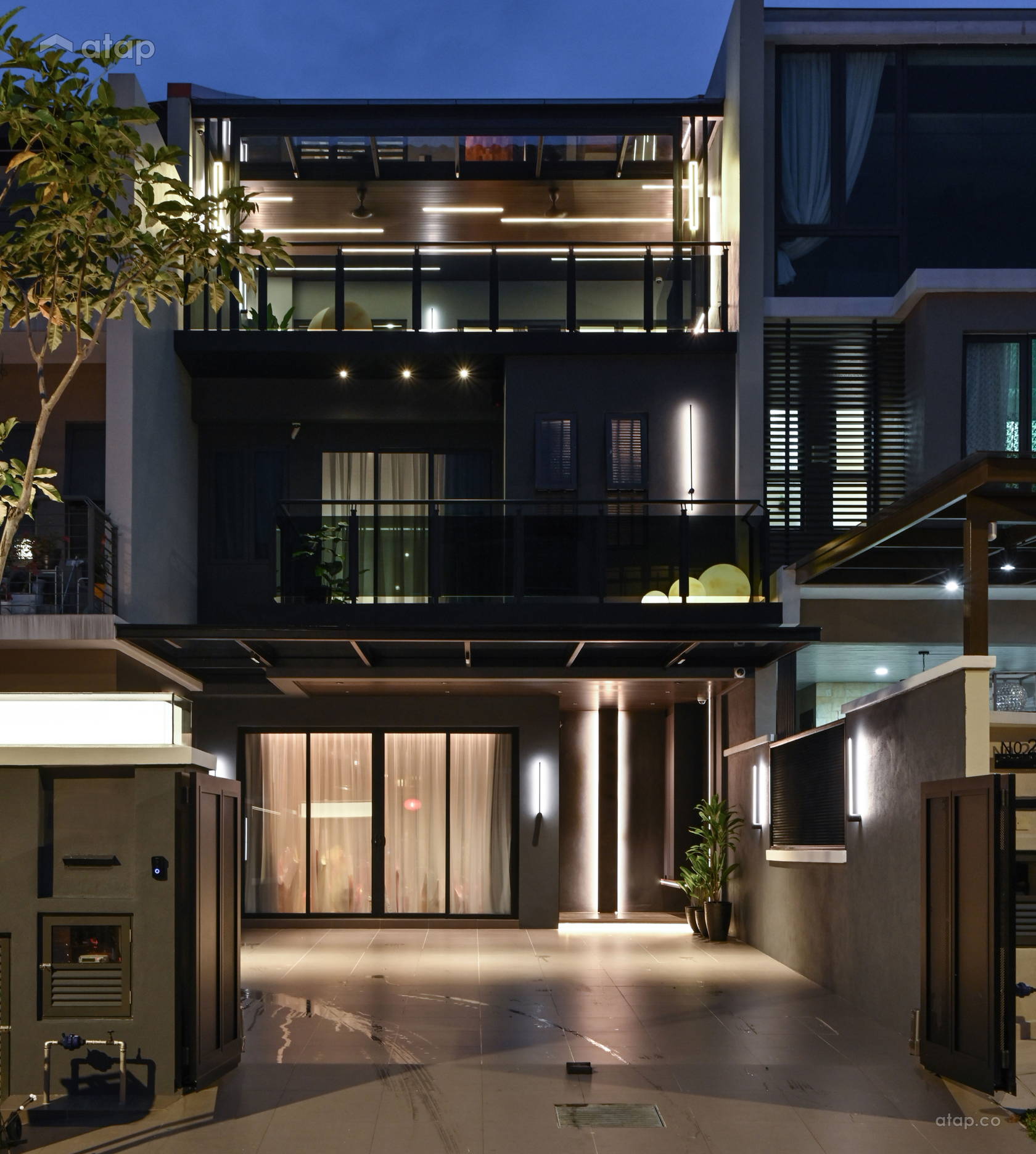 Industrial Modern Exterior terrace design ideas & photos Malaysia | Atap.co