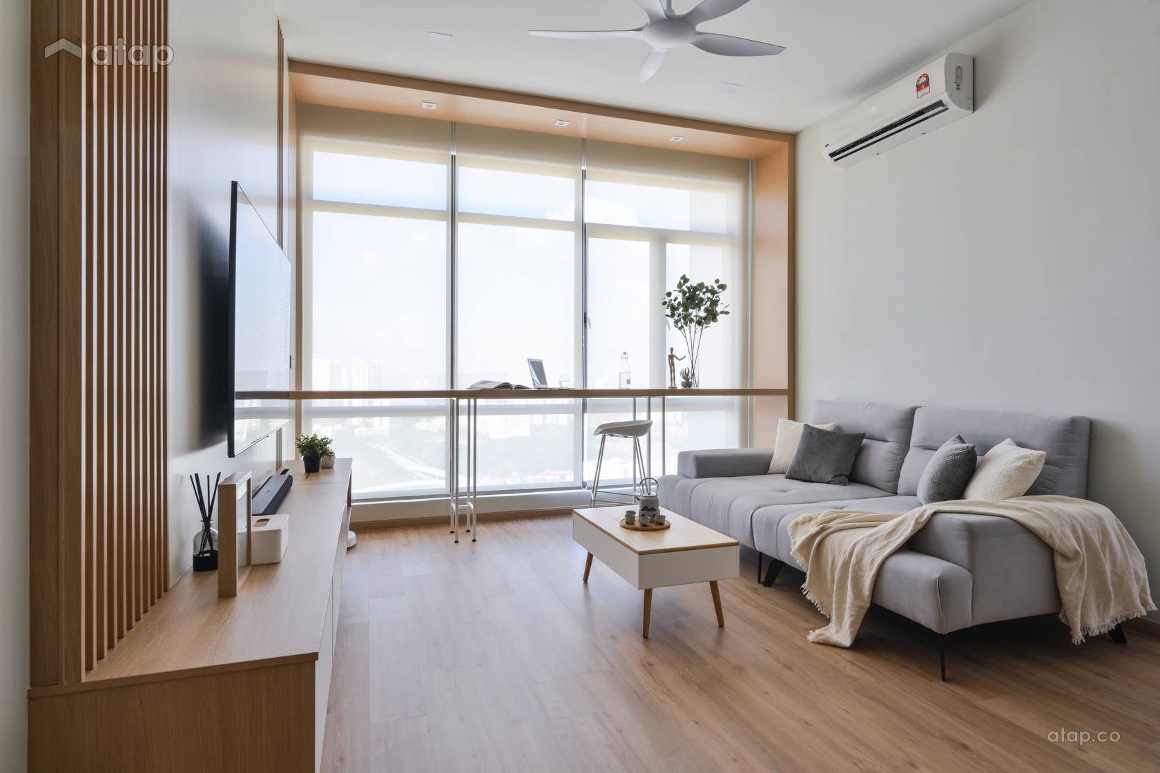 Minimalistic Zen Living Room condominium design ideas & photos Malaysia ...