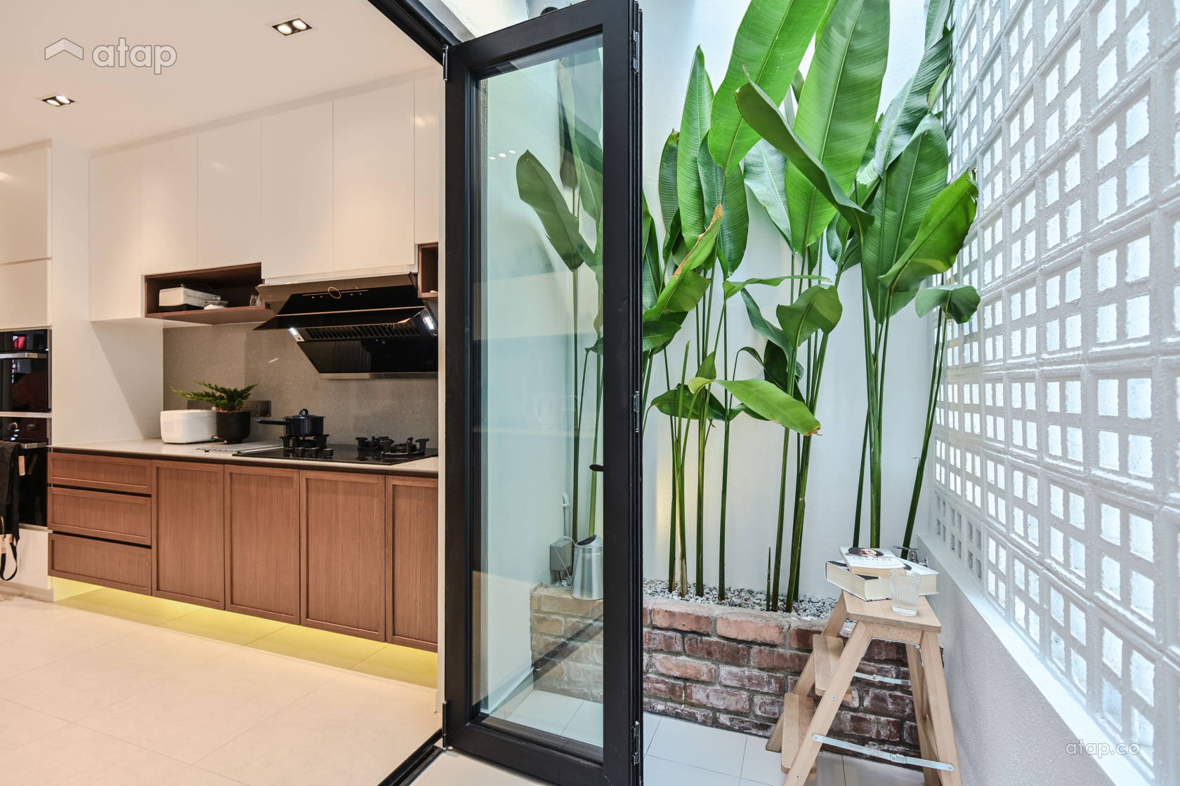 Asian Minimalistic Garden Kitchen terrace design ideas & photos ...