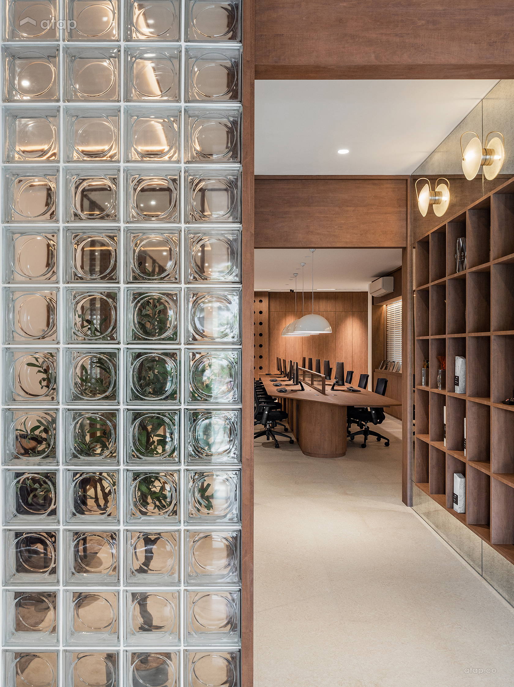 Modern Retro Office shophouse design ideas & photos Malaysia | Atap.co