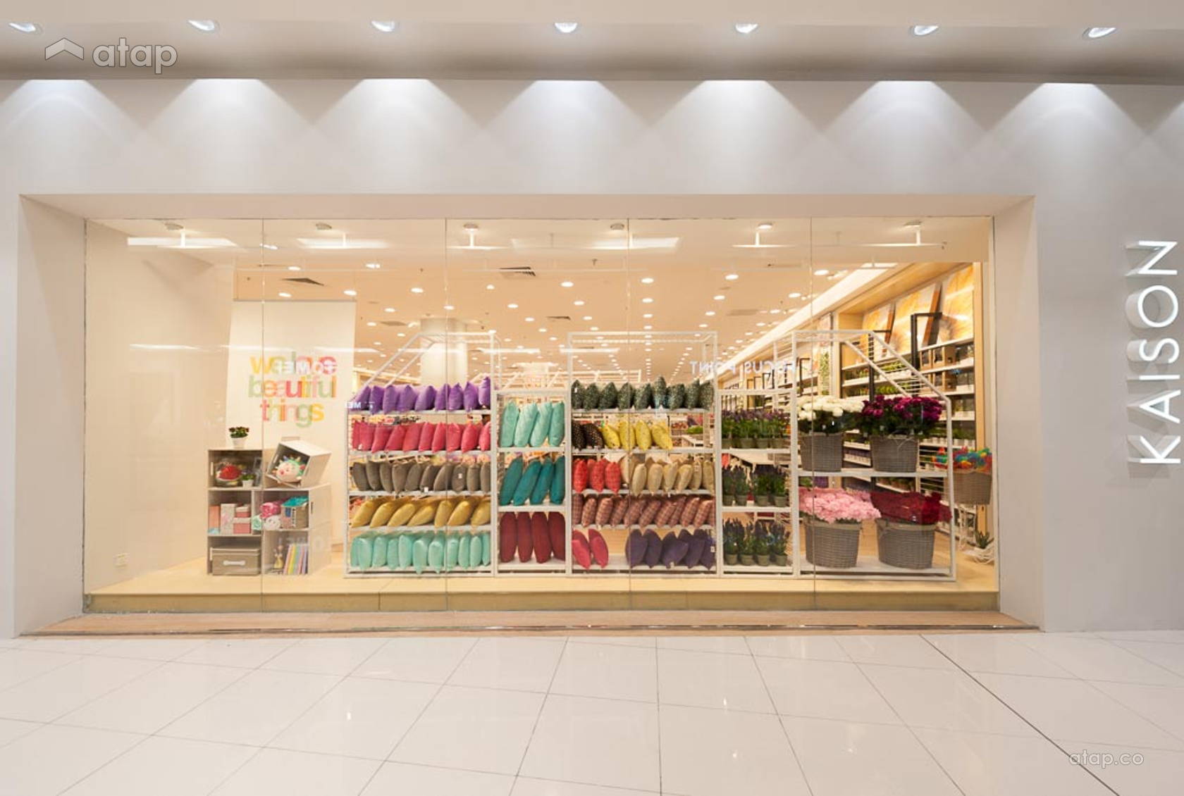Contemporary Minimalistic Retail shopping mall design ideas & photos ...