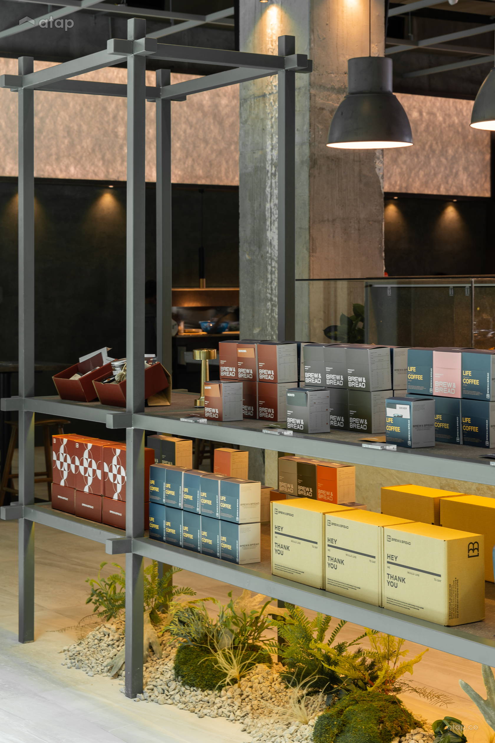 Industrial Minimalistic F&B shopping mall design ideas & photos ...