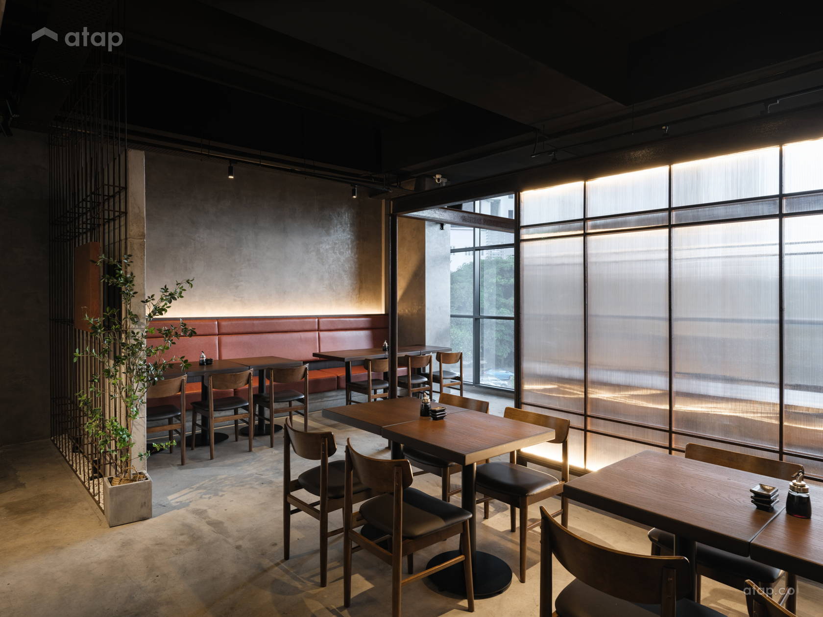 Industrial Zen F&B shopping mall design ideas & photos Malaysia | Atap.co