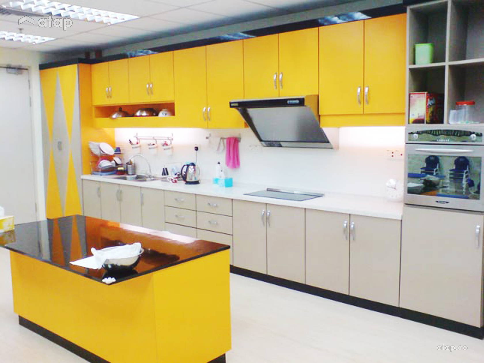 Kitchen shopping mall design ideas & photos Malaysia | Atap.co