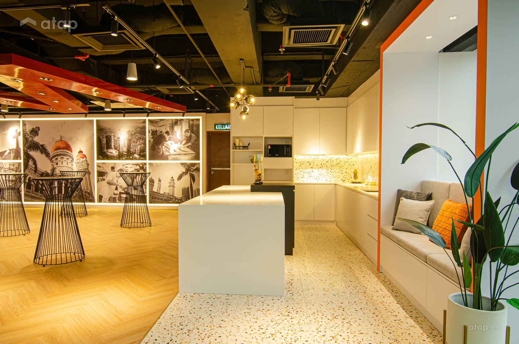 Classic Retro Foyer Kitchen skyscraper design ideas & photos Malaysia ...