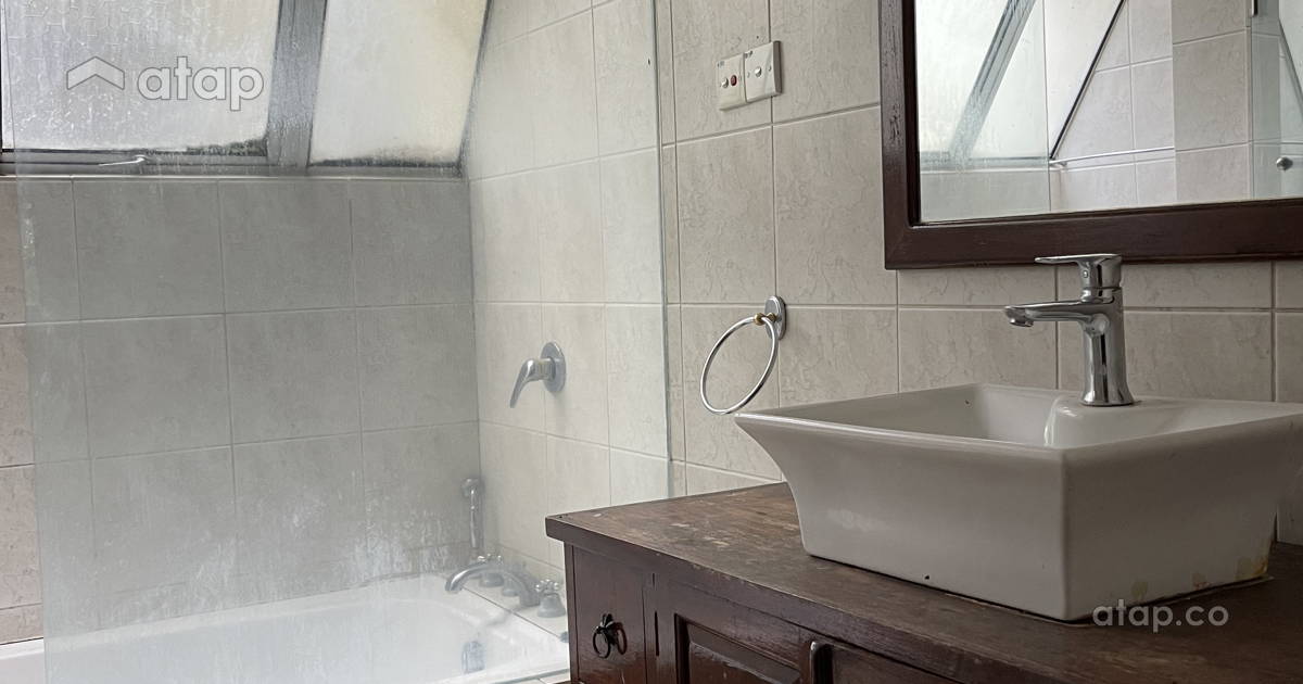 Classic Modern Bathroom terrace design ideas & photos Malaysia | Atap.co