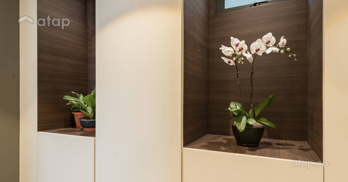 Asian Minimalistic Foyer condominium design ideas & photos Malaysia ...