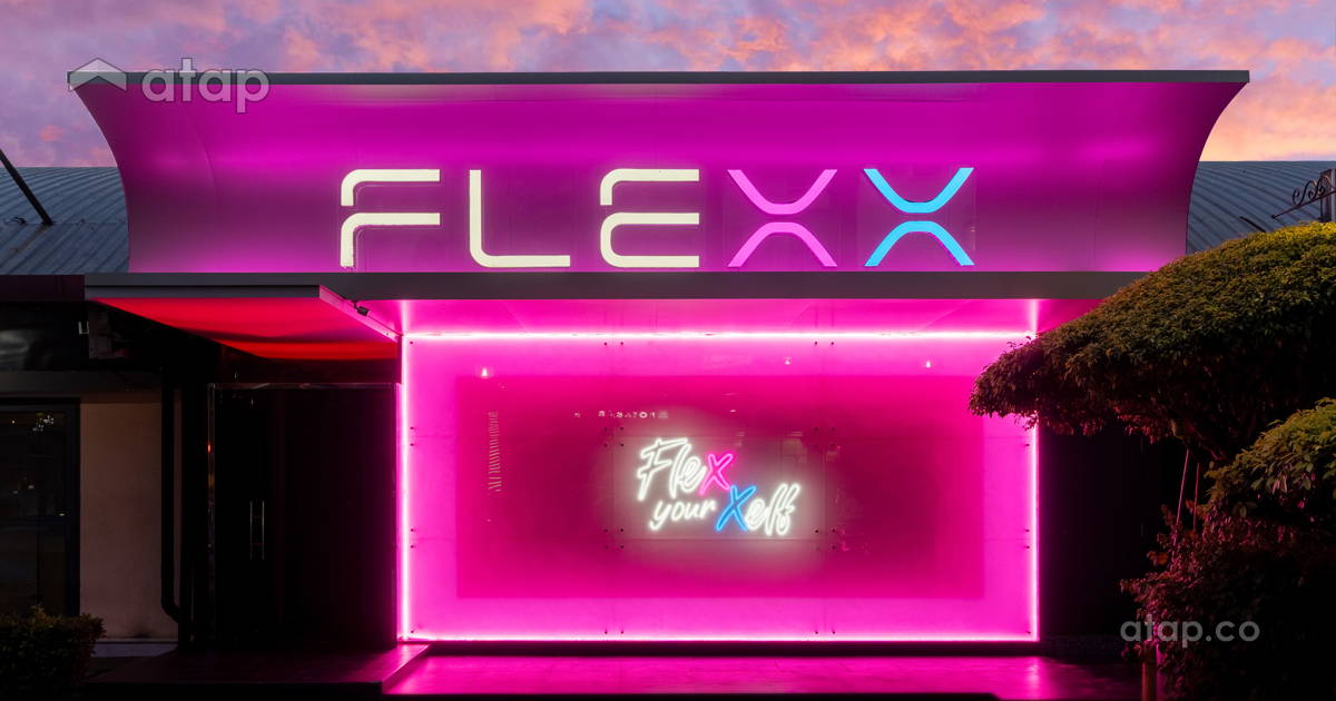 FLEXX Club Waterfront interior design renovation ideas, photos and ...
