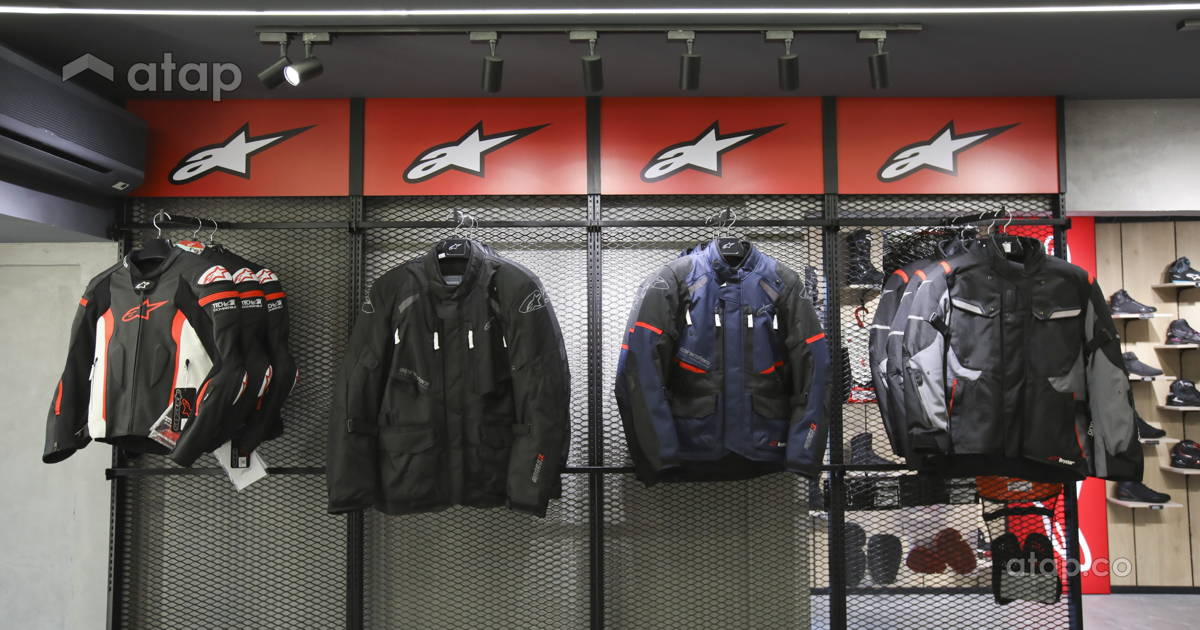 Industrial Modern Retail others design ideas & photos Malaysia | Atap.co