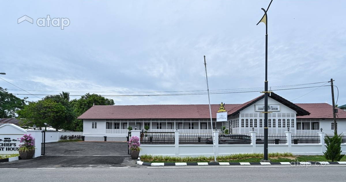 Chief Rest House of The Royal Guest House, Pekan interior design ...