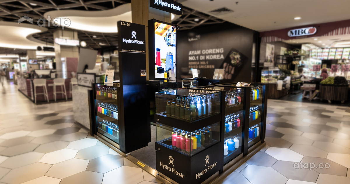 Hydro Flask Kiosk @ The Garden interior design renovation ideas, photos ...