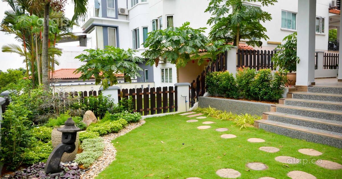 Modern Garden semi-detached design ideas & photos Malaysia | Atap.co
