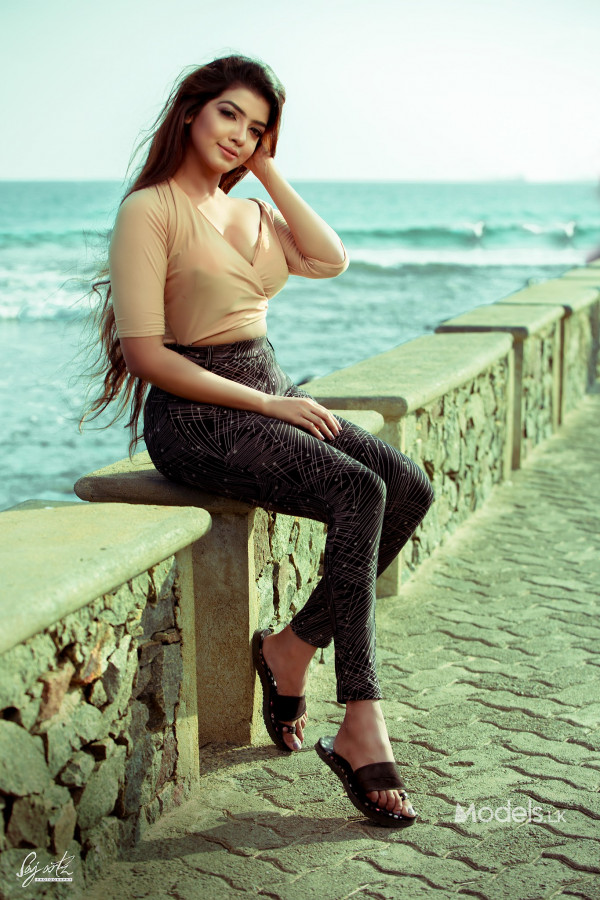 Sri Lankan Model Shashi