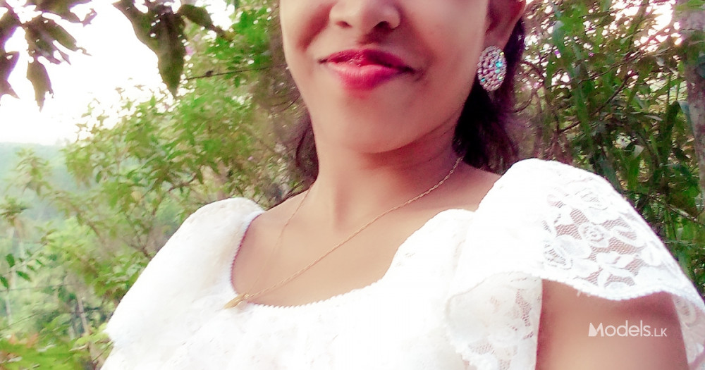 Awrudu kumariya by Thilini Dharmarathne - ModelsLK