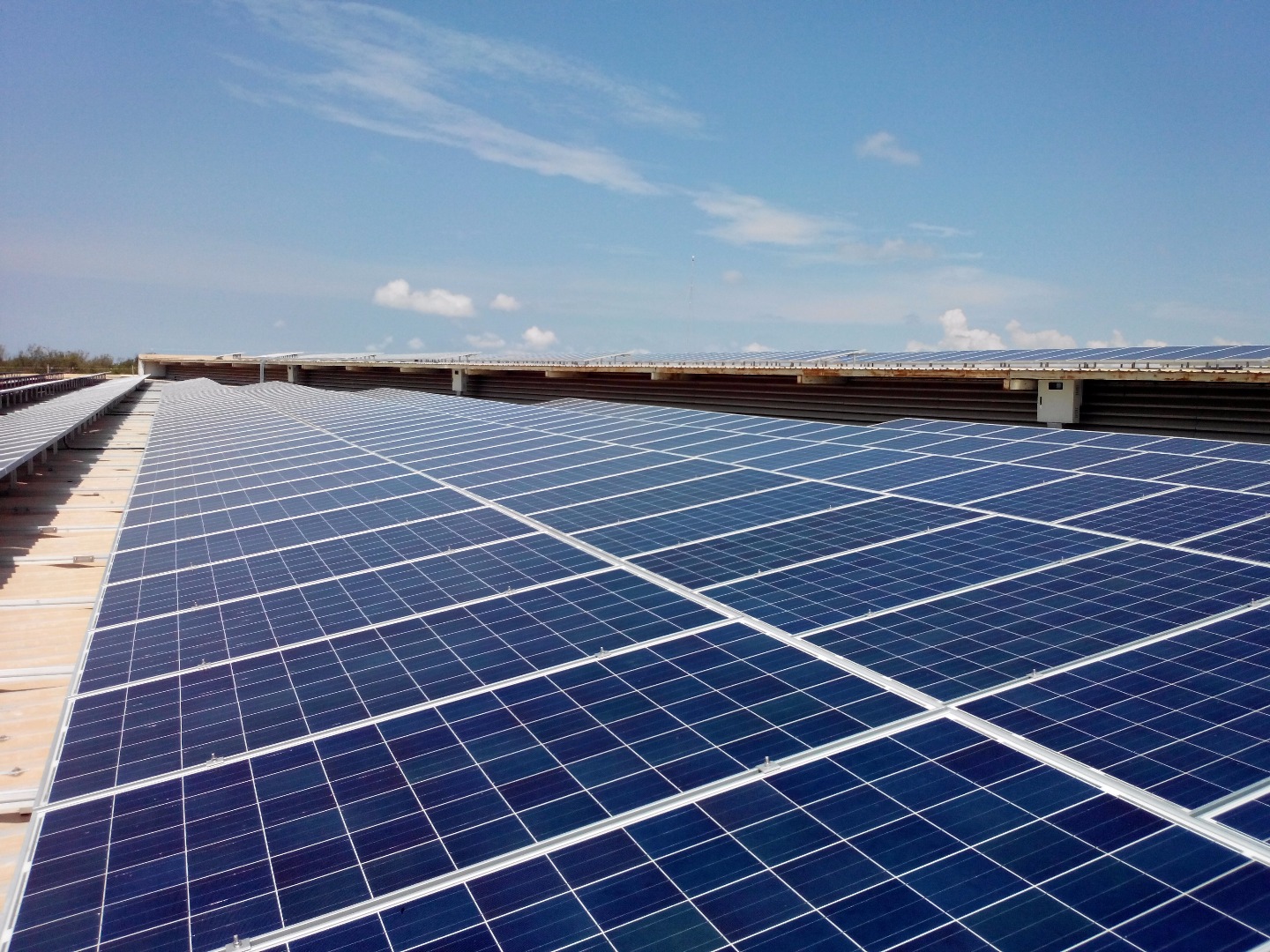 โซล่ารูฟท๊อป solar rooftop 1MW โดย kss smartcontrol co.,ltd ...