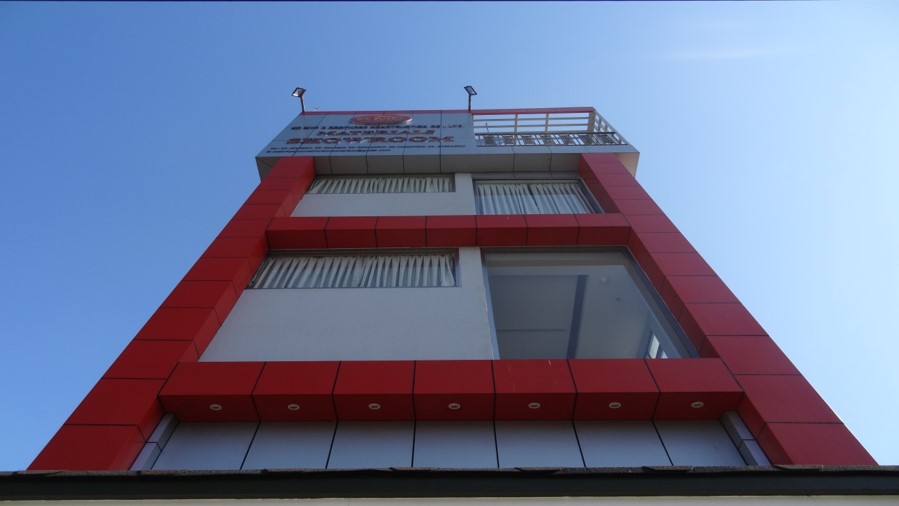 ก่อสร้าง KMB Material Showroom โดย KMB Construction | Yangon