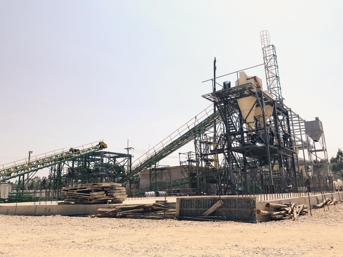 ก่อสร้าง งานก่อสร้างโรงงาน ฟินิซ์ SCG Paper โดย บ้านเราไม้แบบ | ขอนแก่น