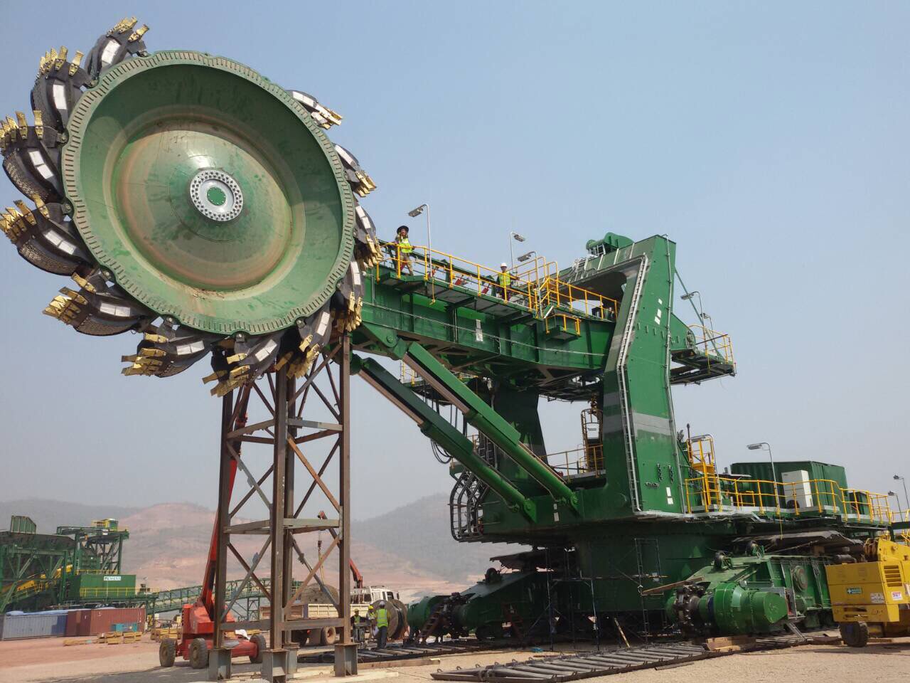 รับเหมา Hongsa Power Mine Mouth ໄຊຍະບູລີ Vivattanakarn-thai engineering ...