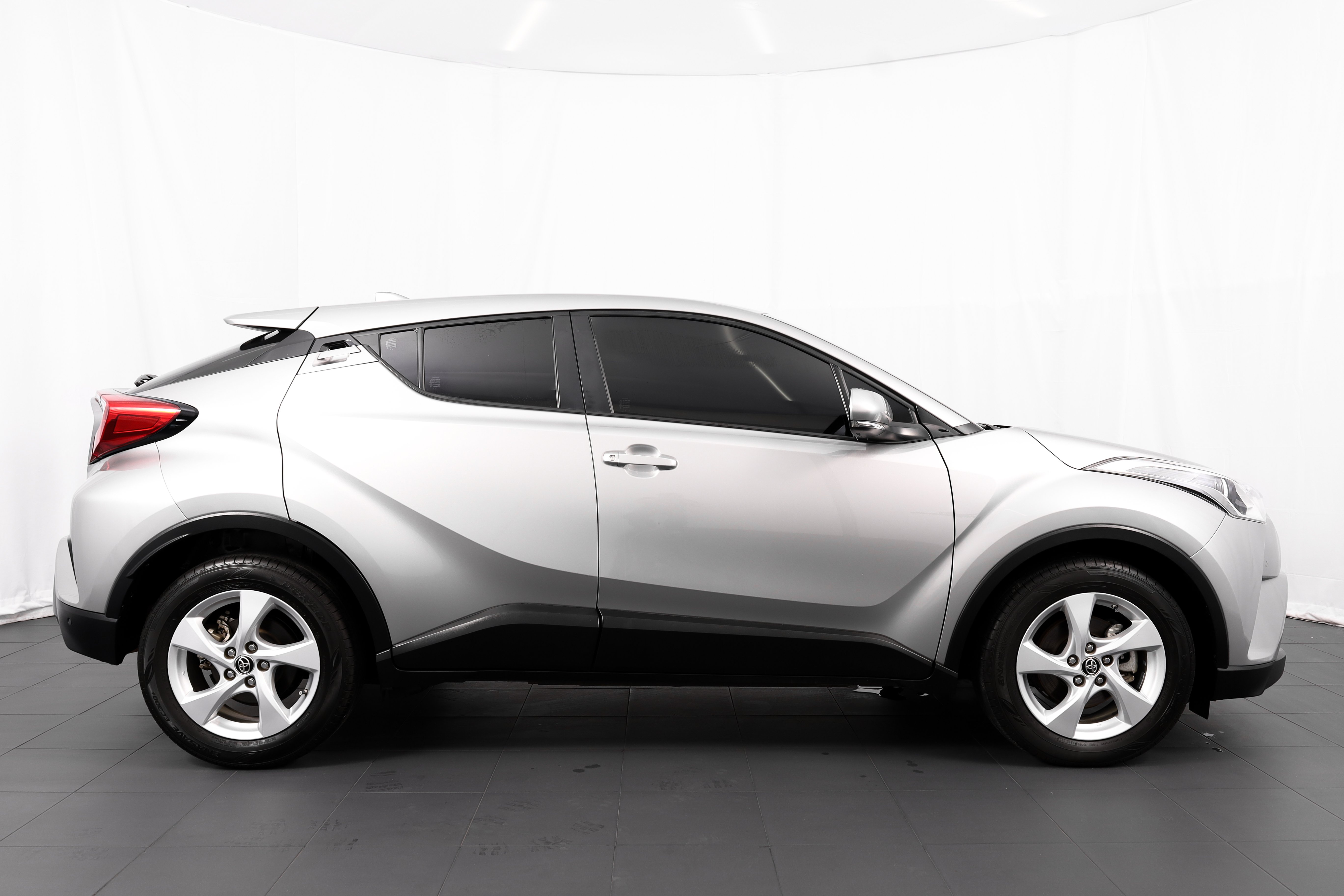 ขายรถยนต์มือสอง TOYOTA CHR 1.8 Entry 2018 - 724 แหล่งรวมสินค้าออนไลน์ ...