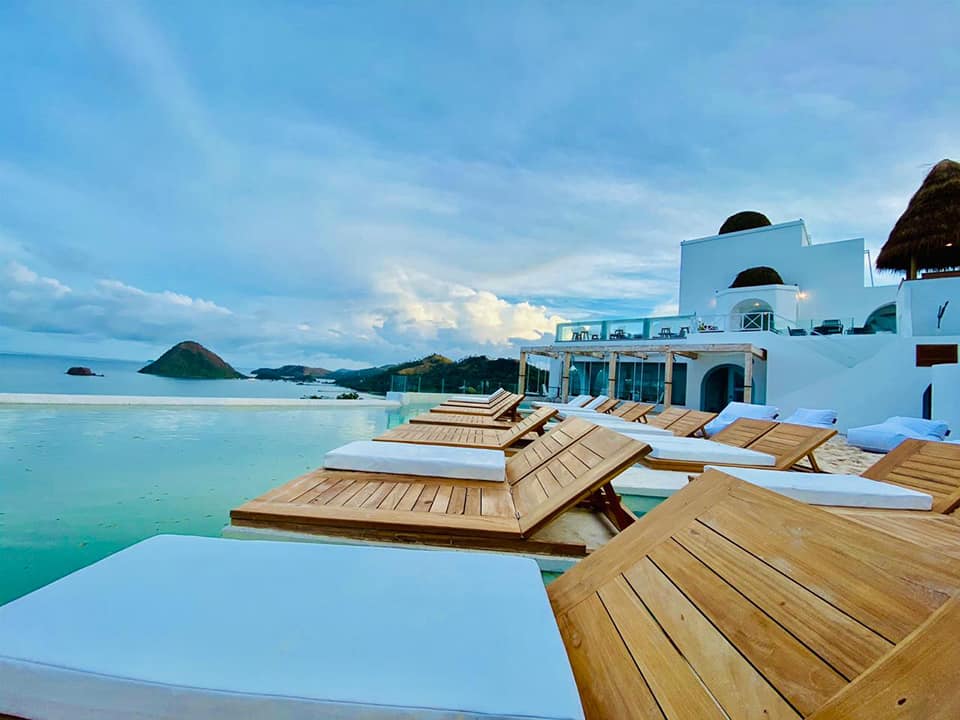Loccal Collection Hotel Komodo