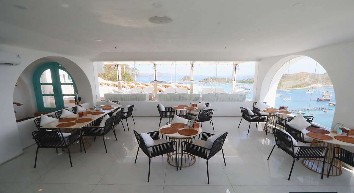 Loccal Collection Hotel Komodo
