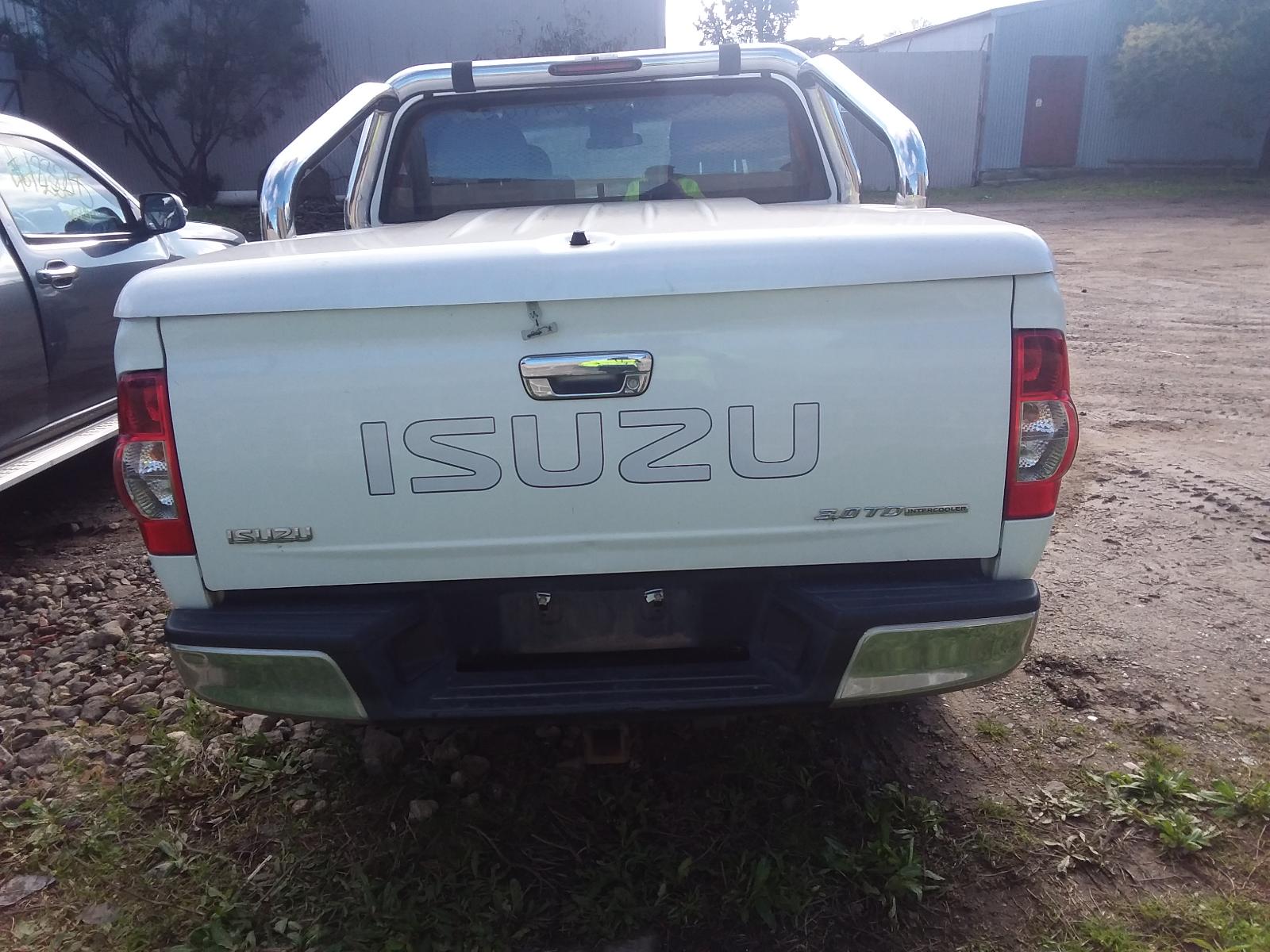 Alternator Dmax Isuzu 2010