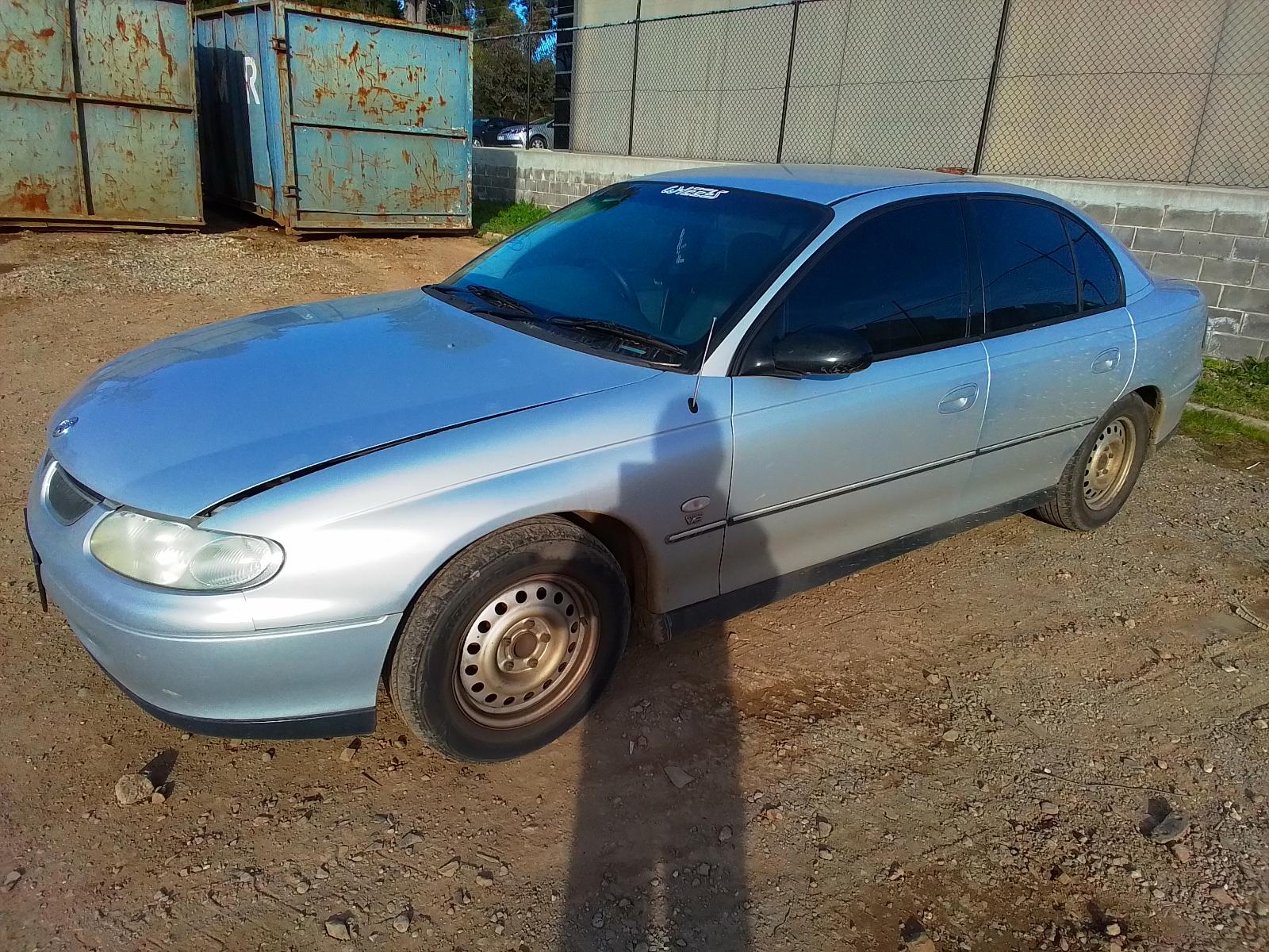 Front Bumper Commodore Holden 2000