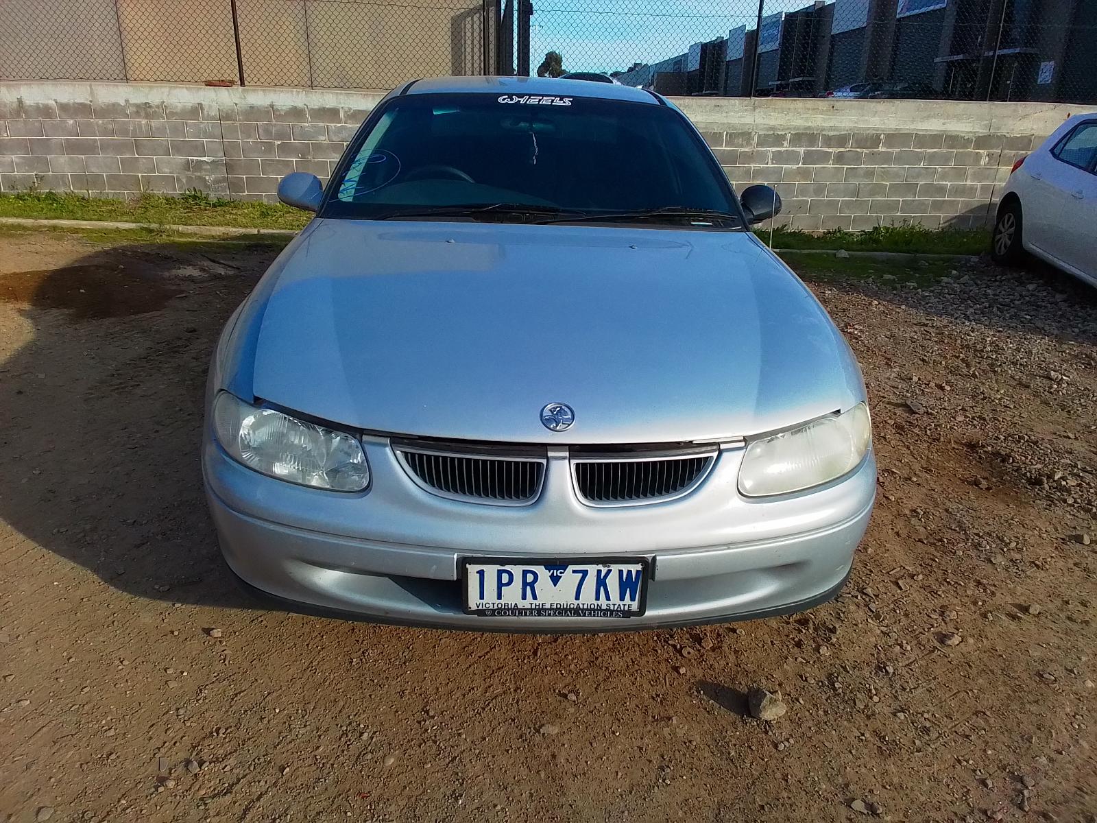 Front Bumper Commodore Holden 2000