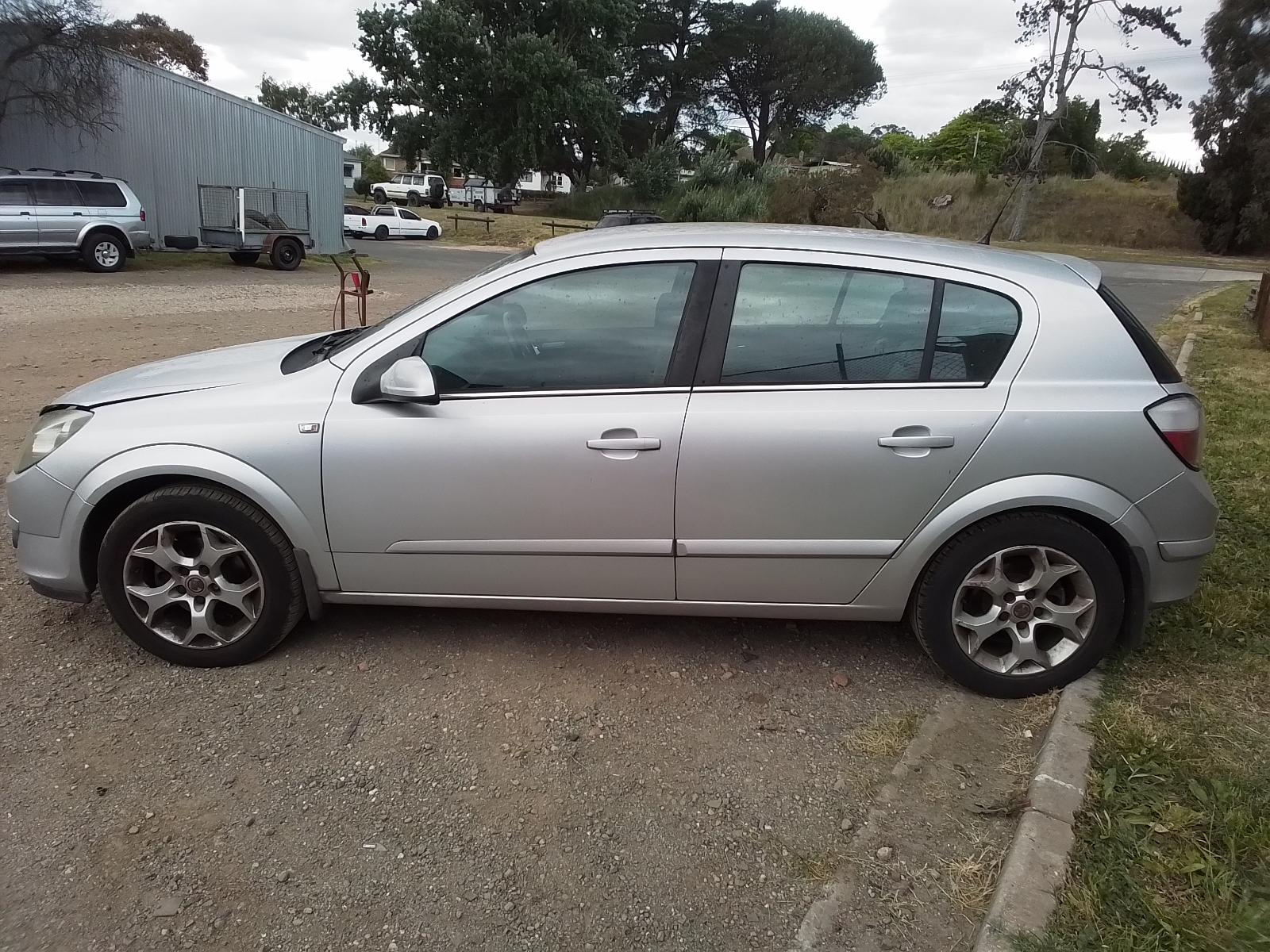 Right Indicator/Fog/Side Astra Holden 2005