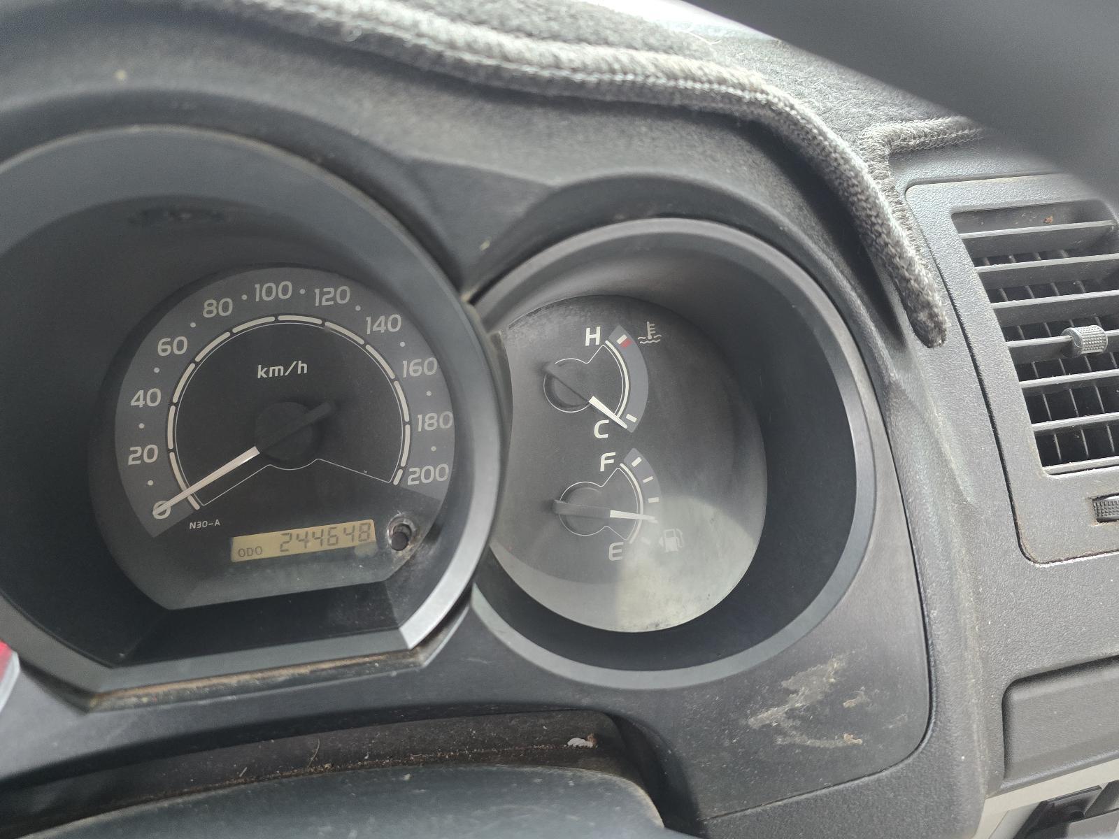 Instrument Cluster Hilux Toyota 2006