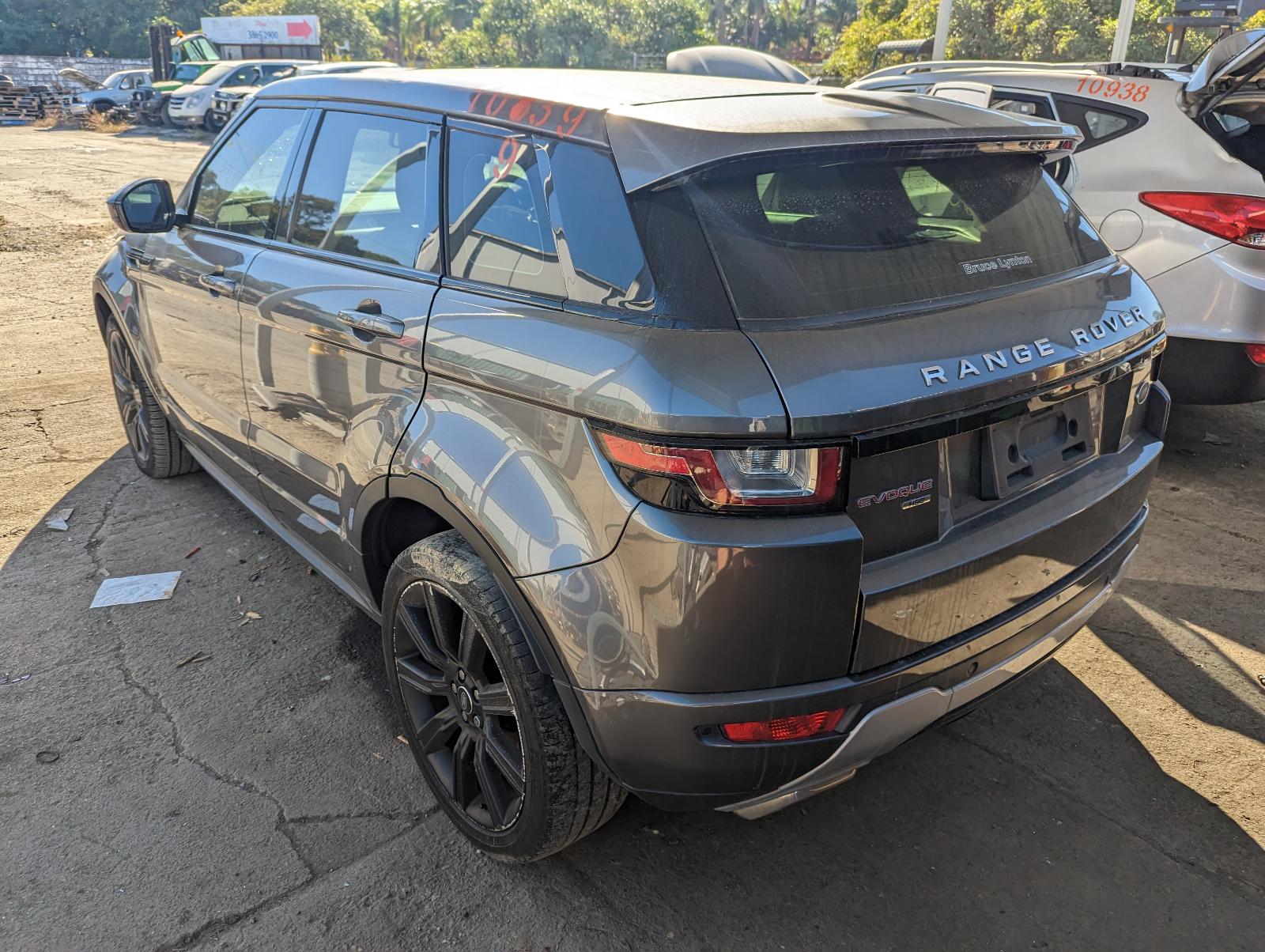 Rocker Assy/Cover Rangerover Evoque Land Rover 2017