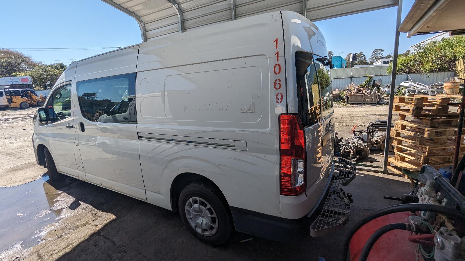 Fuel Injector Hiace Toyota 2021
