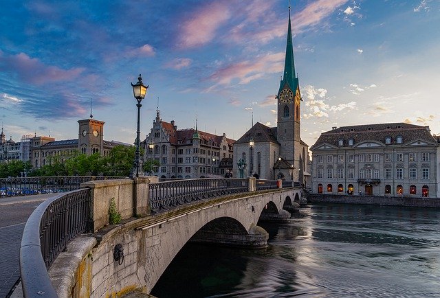 Destinasi Liburan — 10 Tempat Wisata di Swiss