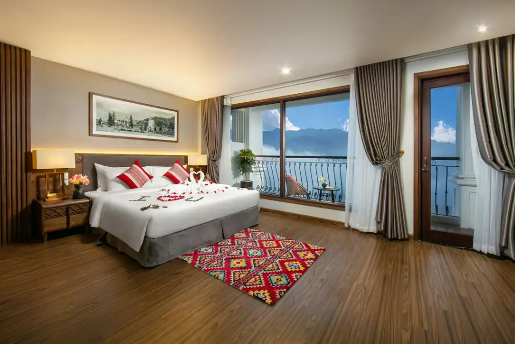 Núi Hàm Rồng: Ngọn núi nổi tiếng bậc nhất Sapa