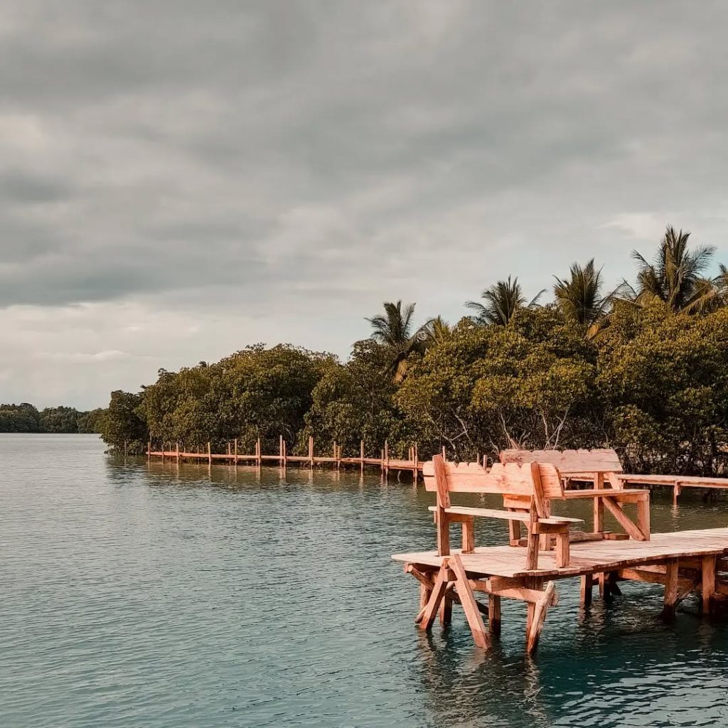 Aktivitas Seru, Harga Tiket & Cara ke Pulau Sebesi Lampung