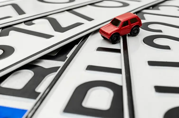 Daftar Kode Plat Nomor Polisi Seluruh Indonesia