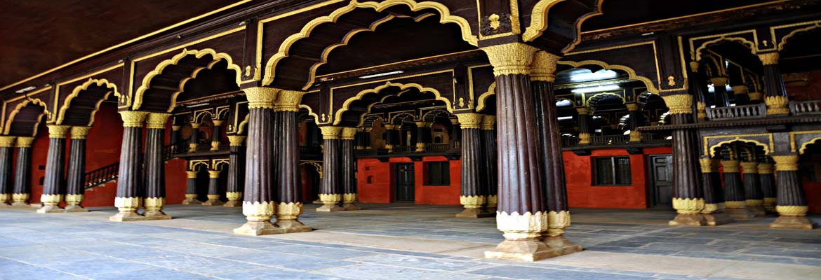 Tipu Sultans Palace And Fort , Bangalore | HalalTrip