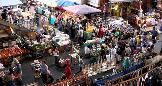 Shop Till You Drop in Manila | HalalTrip