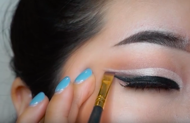 Learn This Monolid Cut-Crease Technique In 5 Minutes | GirlStyle Singapore