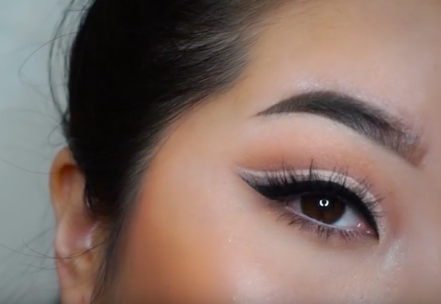 Learn This Monolid Cut-Crease Technique In 5 Minutes | GirlStyle Singapore
