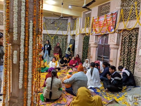 Kirtan in front of Swami Haridas Ji's Samadhi in Nidhivan