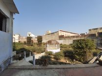 View of Kunj lane near Kishor Van, Vrindavan.