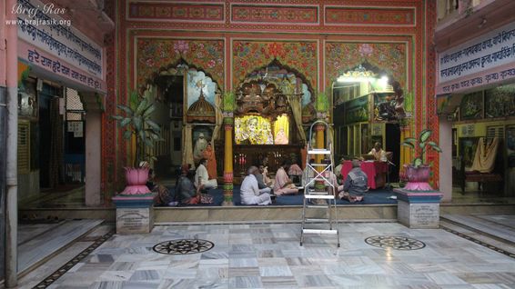 Shri Roop Sanatan Gaudiya Math, Vrindavan