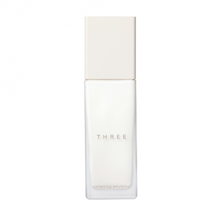 THREE Balancing Emulsion - Review SOCO by Sociolla