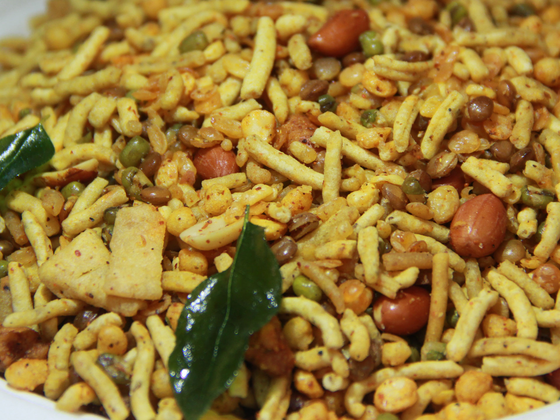 Ratlami Namkeen Bhandar ki Ratlami Mixture, Ratlami Namkeen Bhandar ...