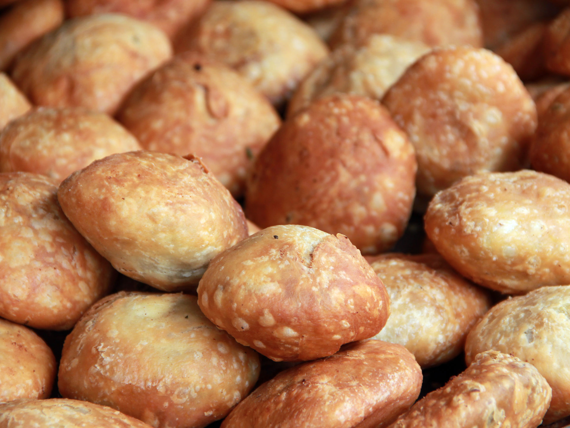 Paliwal Restaurant ki Daal Kachauri, Paliwal Restaurant, Udaipur -Taste ...