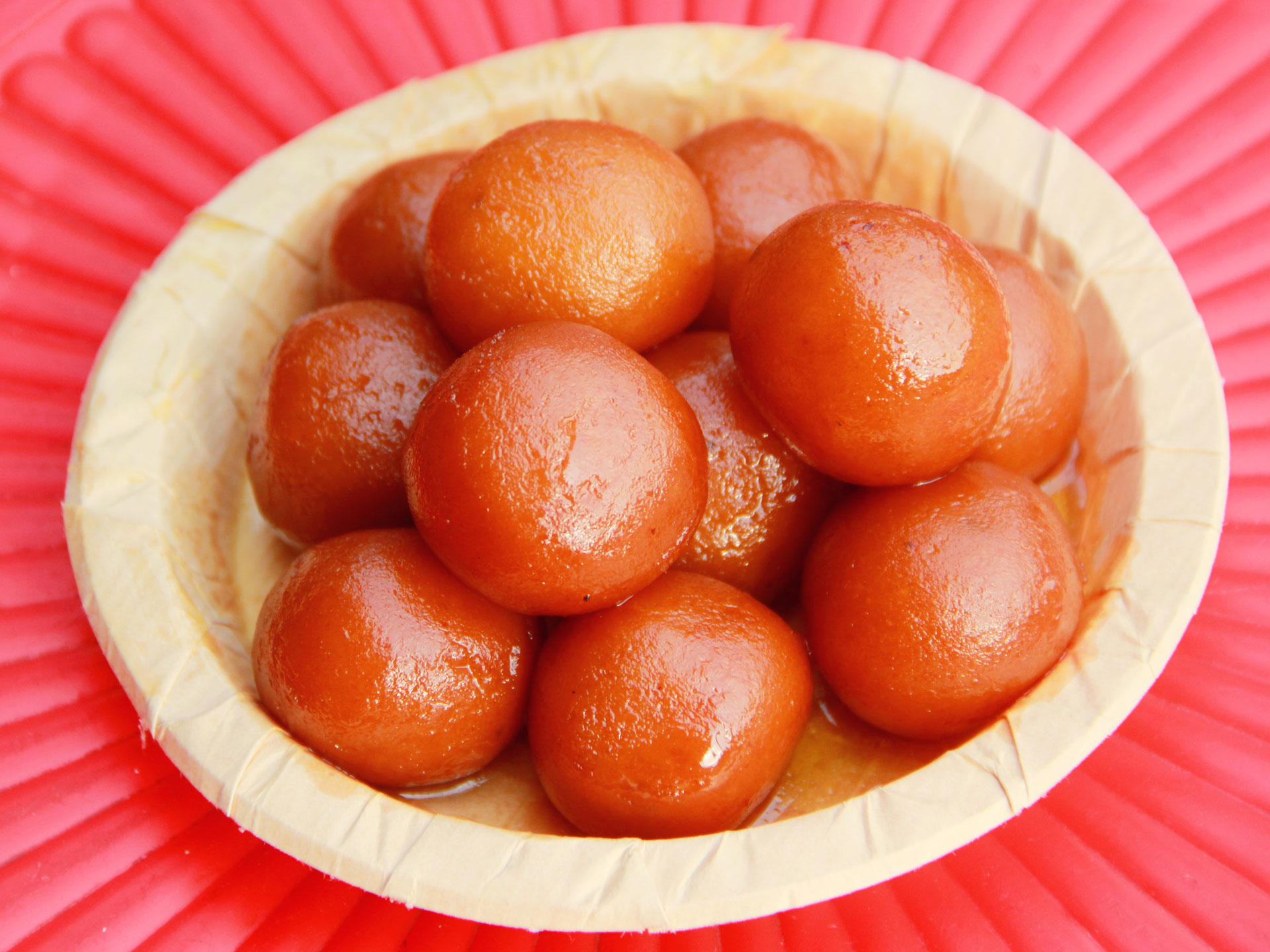 Shree Kanji Sweets ka Paneer Gulab Jamun, Shree Kanji Sweets, Udaipur ...